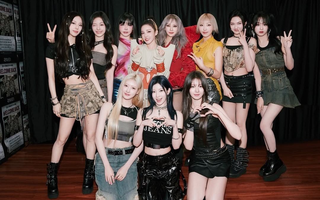 The hidden heroes who work hard at making K-entertainment shine ...