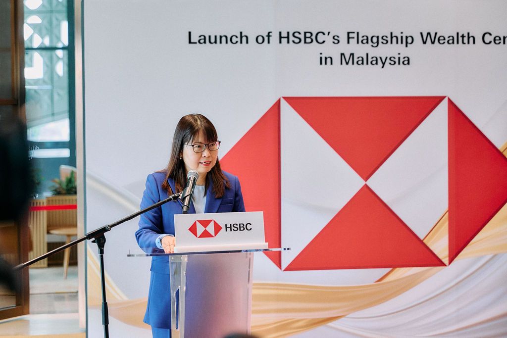 Discover HSBC Malaysia’s flagship Wealth Centre at Tun Razak Exchange ...