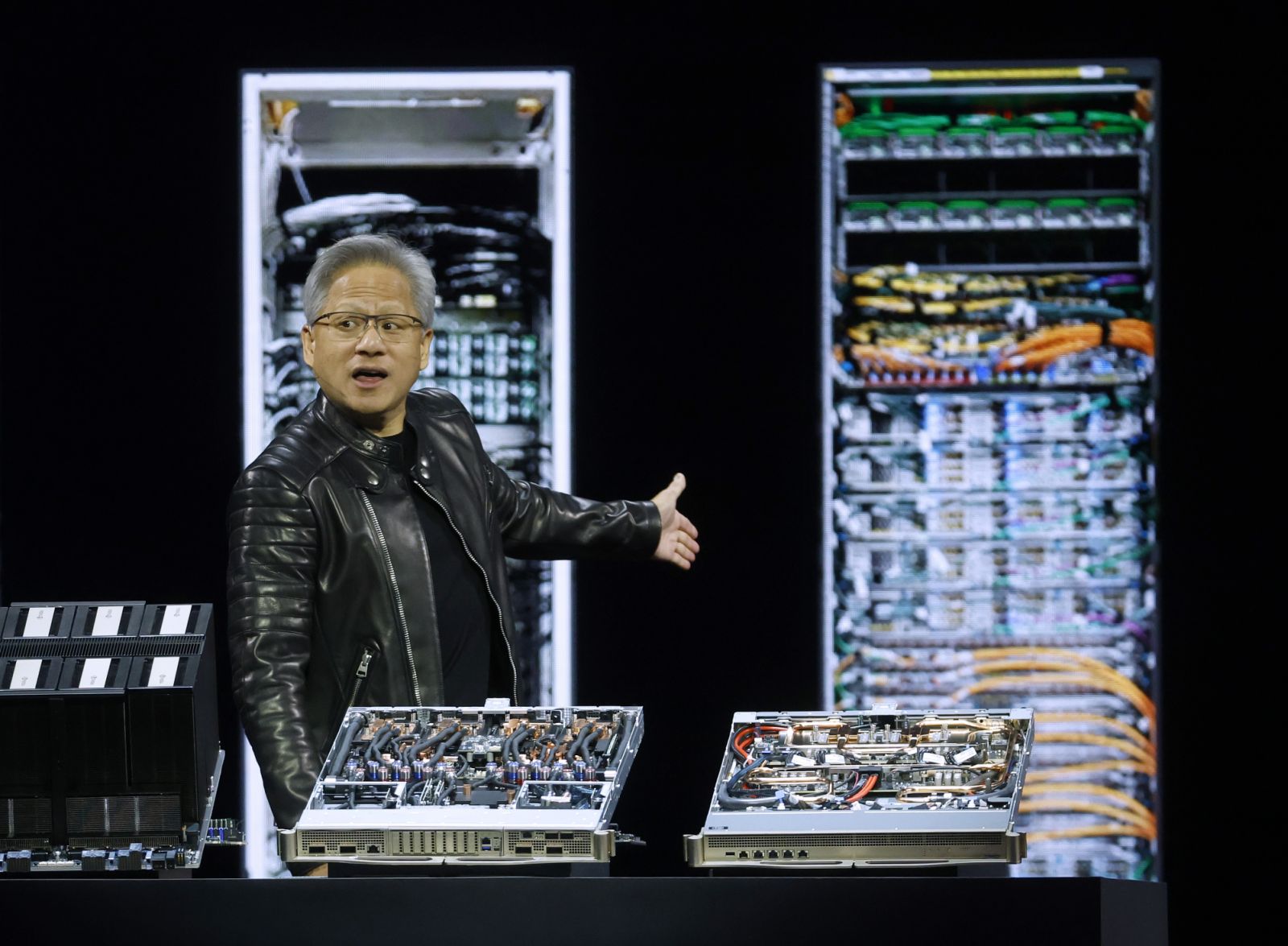 Nvidia改名成Nvid AI？執行長黃仁勳揭密：「若有時光機回到過去，會建議年輕時的自己直接取這名字」 | Tatler Asia