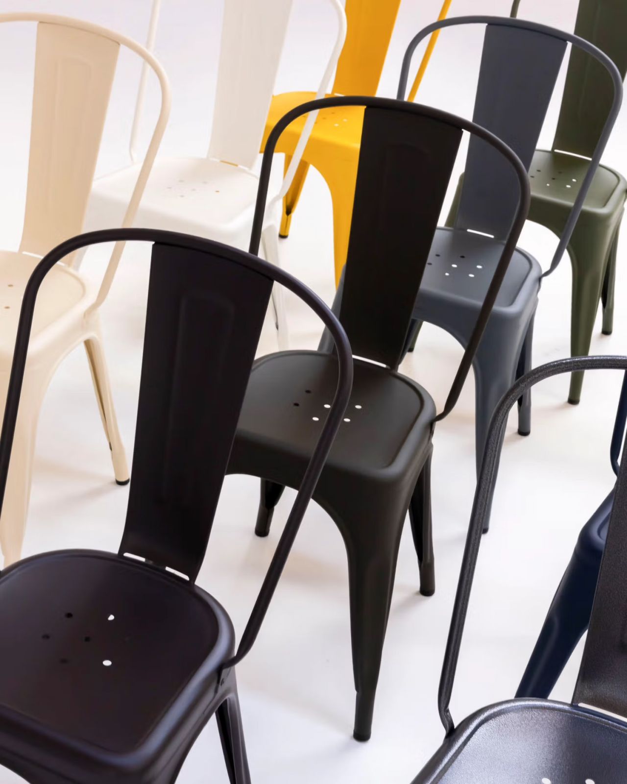 7 designer dining chairs you’ll recognise from restaurants and dining ...