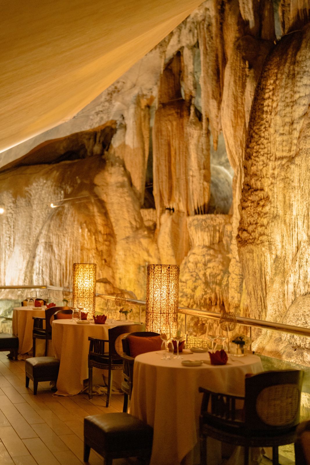 Jeff’s Cellar: A secret cave dining experience at The Banjaran ...