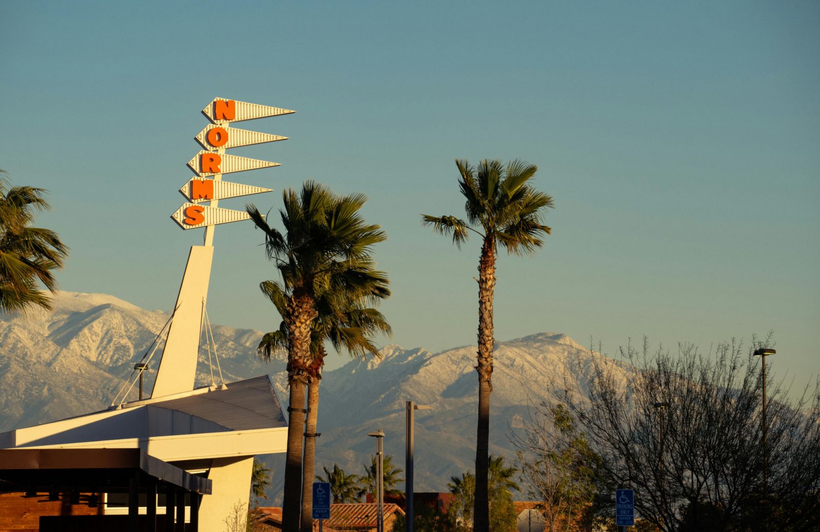 What is Googie architecture, as seen in ‘Fantastic Four: First Steps ...