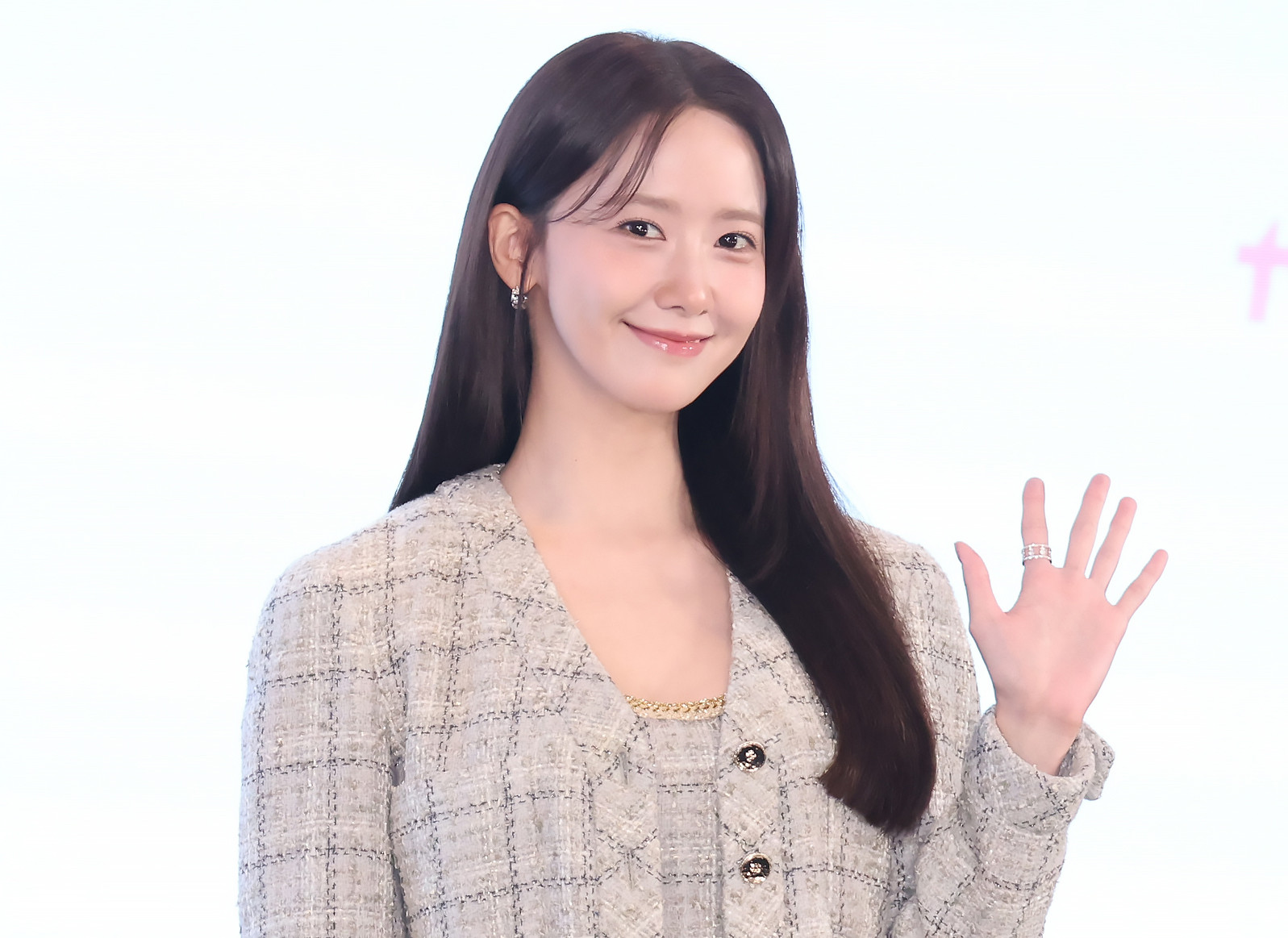 Phong cách thời trang của Yoona Lim: từ ngôi sao K-pop đến diễn viên ...