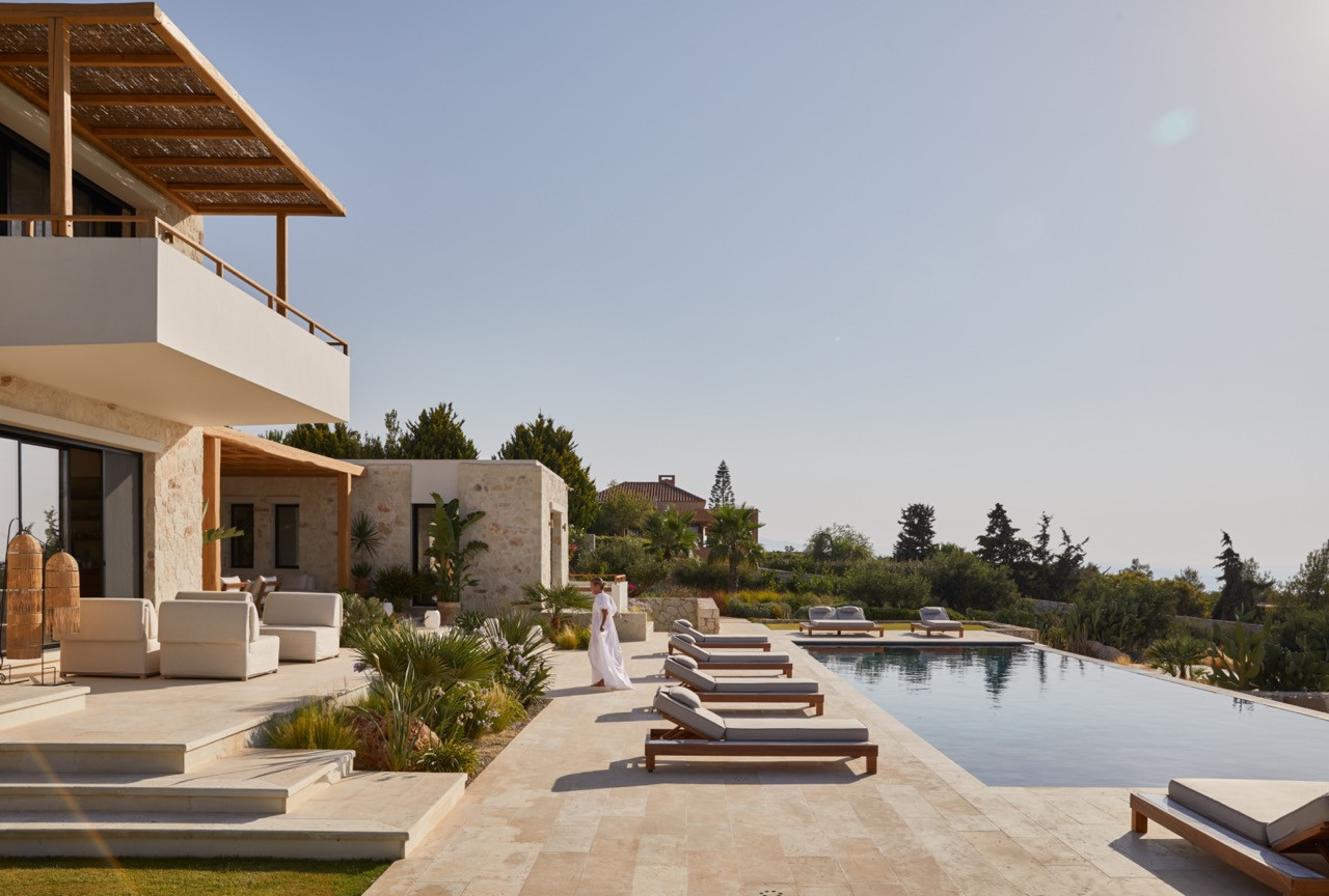 Home tour: Cari Giannoulias’s stone house in Crete blends Greek ...