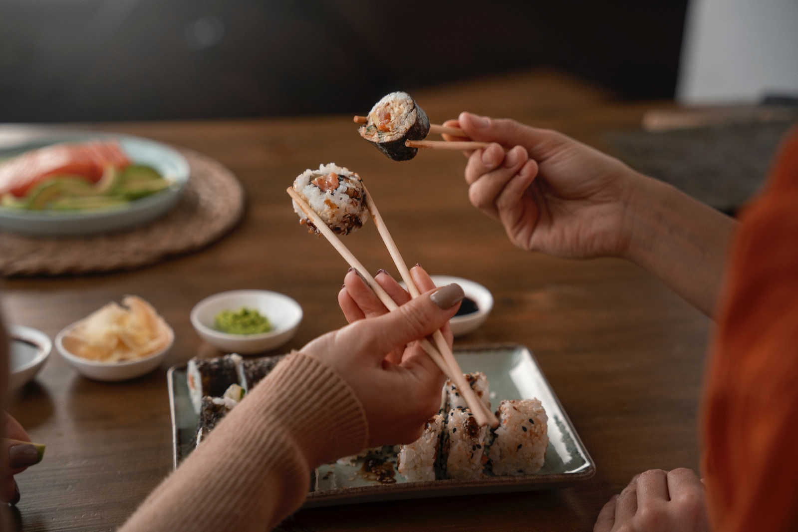 Chopstick etiquette crimes: 8 things to never do when using chopsticks ...