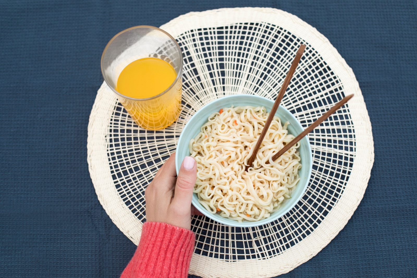 Chopstick etiquette crimes: 8 things to never do when using chopsticks ...