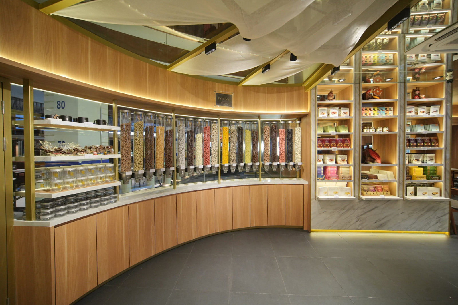 The RR Chocolate Resmikan Gerai ke-30 di Pacific Place | Tatler Asia