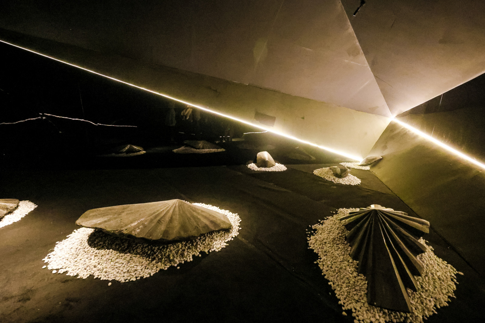 The art of discomfort: ‘Hannibal Lecter’ artist Sruli Recht on his ...