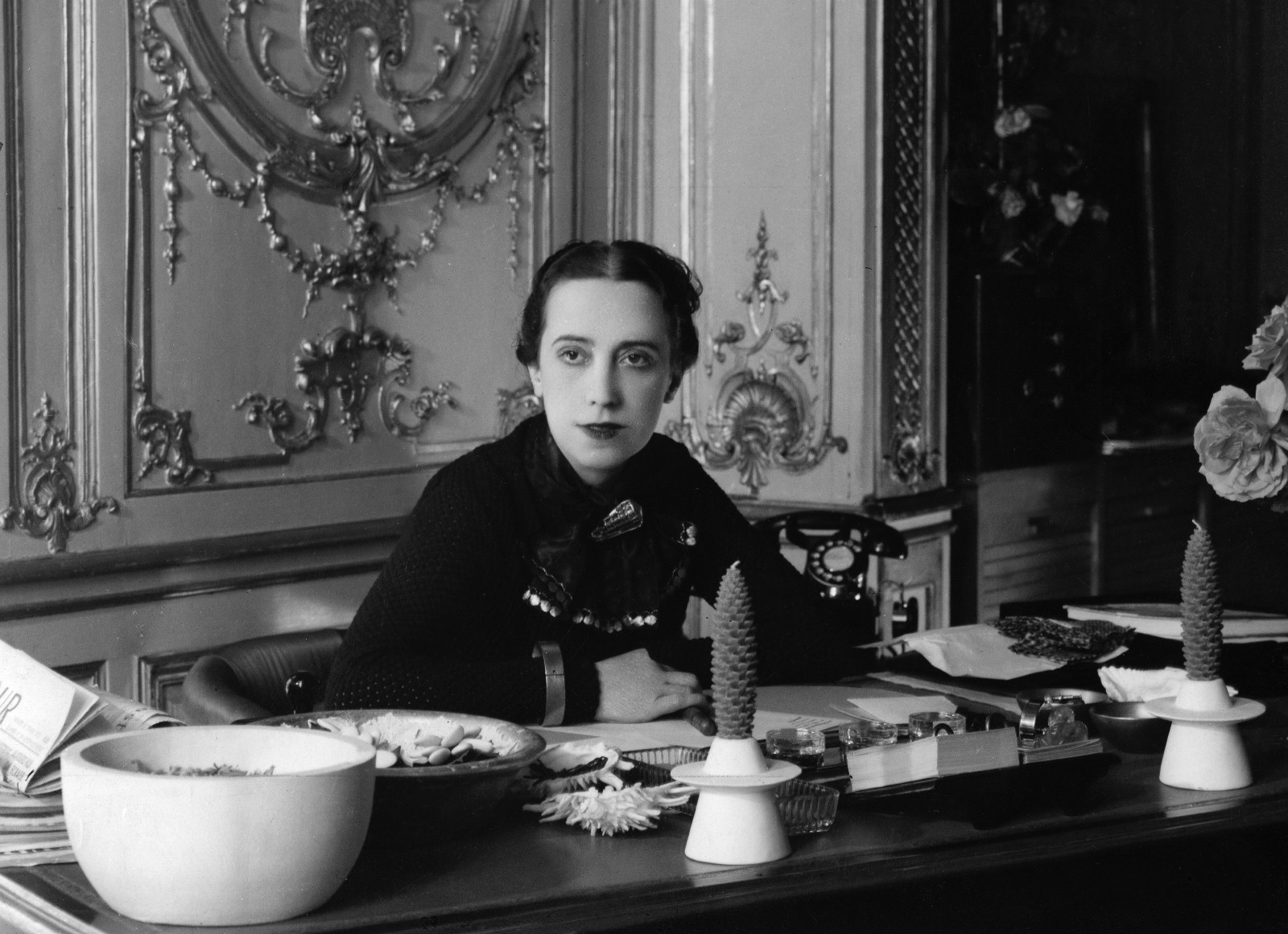 10 things to know about surrealist fashion designer Elsa Schiaparelli ...