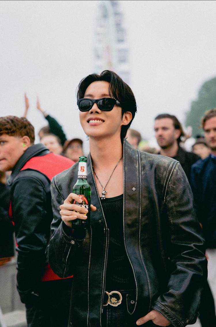 J-Hope’s ‘hobicore’ evolution: 7 stylish looks defining K-pop fashion ...