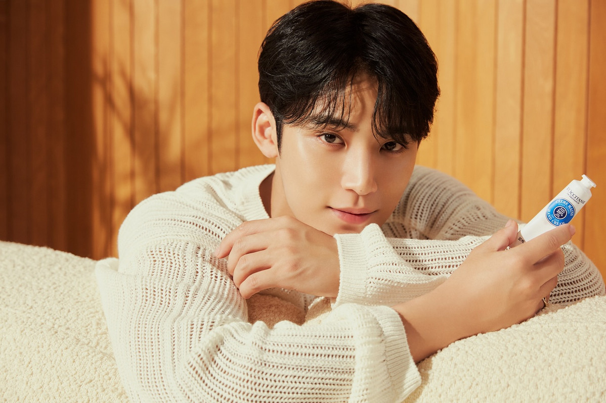 Mingyu en 2026 : collaborations avec Calvin Klein, Dior et plus ...