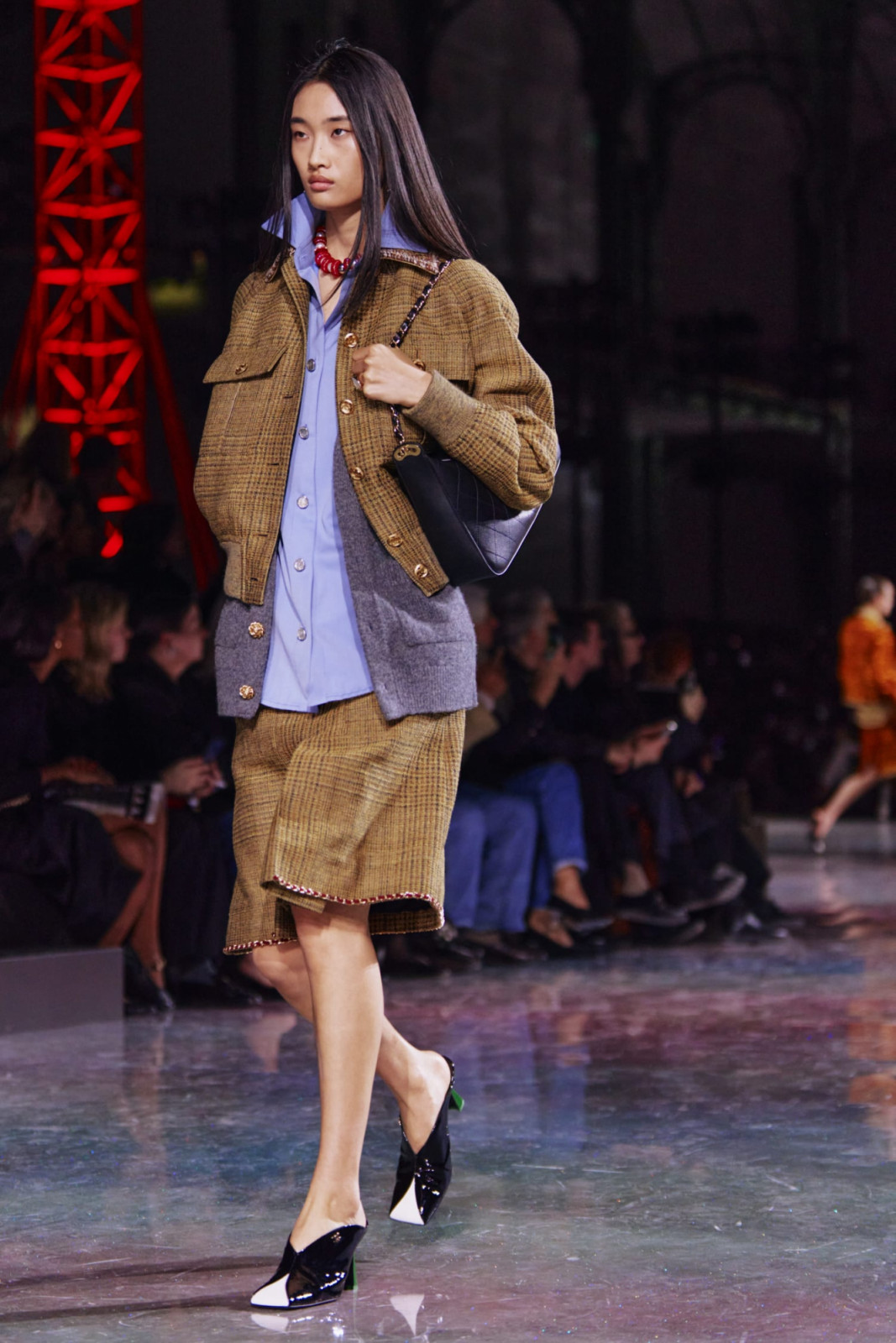 Chanel H/W 2026: Matthieu Blazys visionäre Modenschau | Tatler Asia