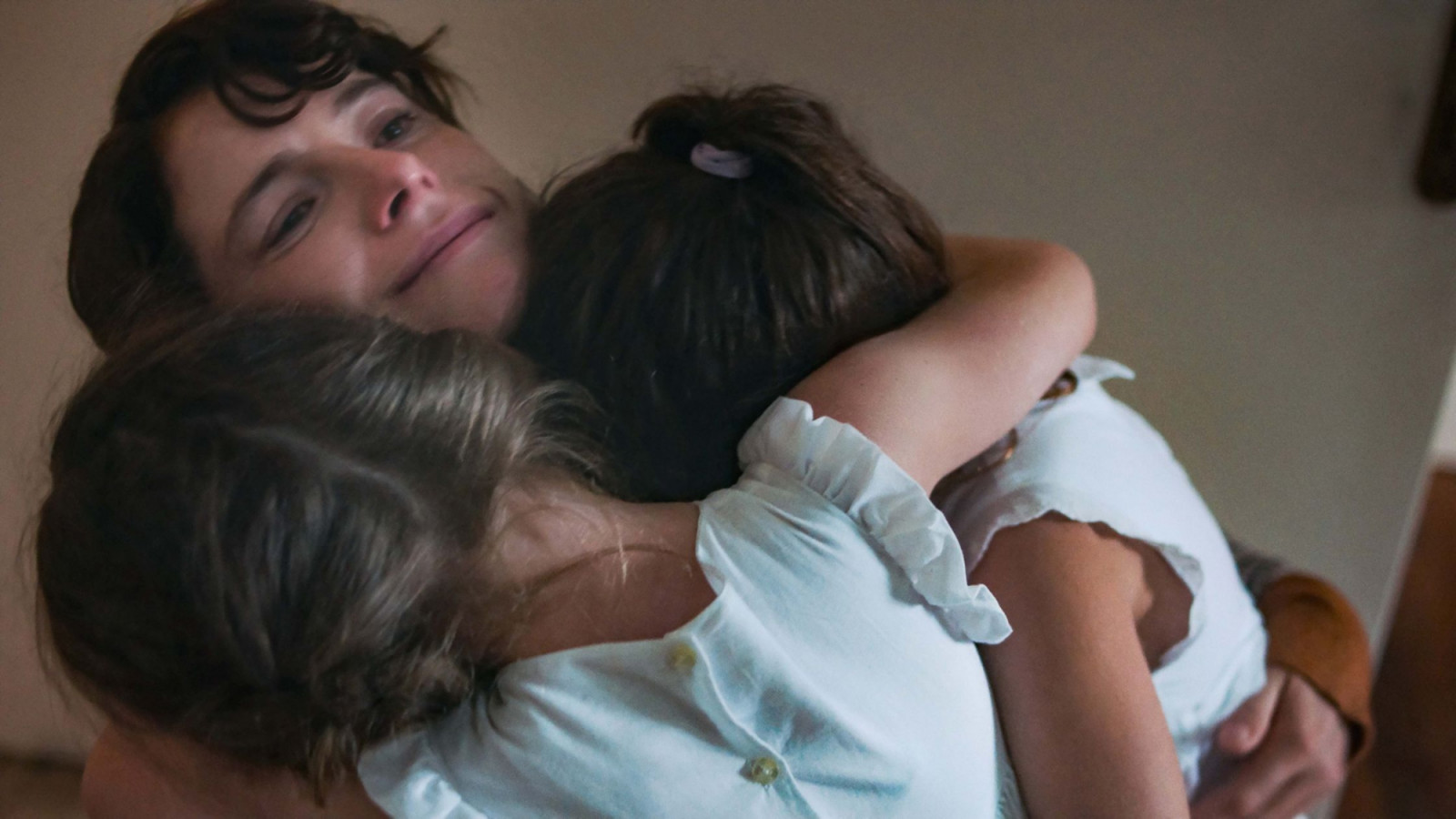 Jessie Buckley – Người hiến tế cho khổ đau | Tatler Asia