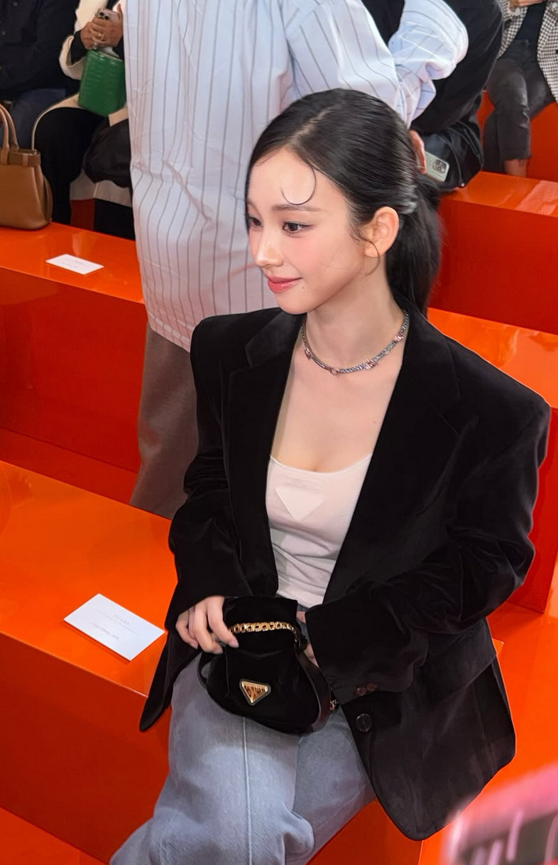 Karina’s style duality: 8 memorable looks from Aespa’s fashion leader ...