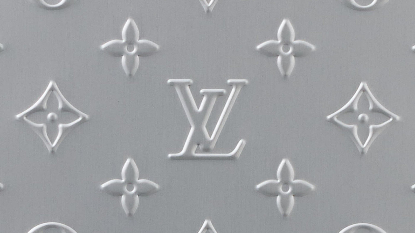 Discover why Louis Vuitton’s new Horizon aluminium luggage is the ...