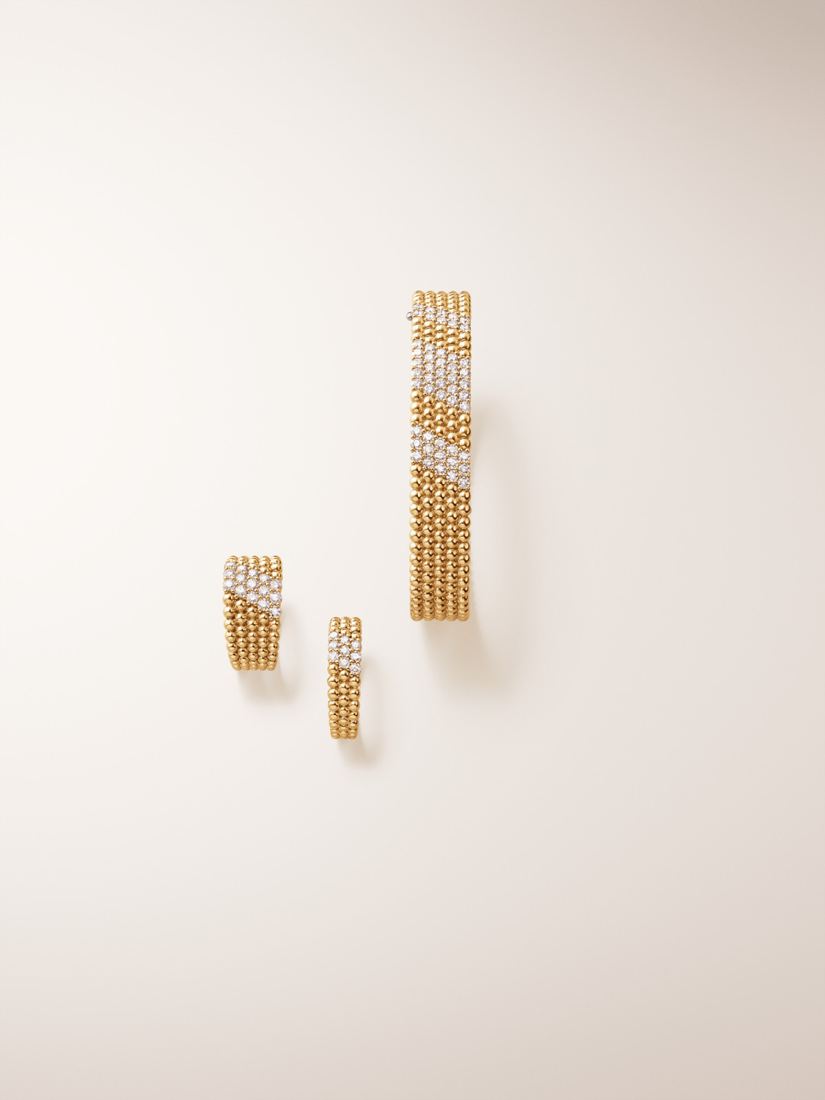 La collection Van Cleef Perlée : perles d'or et haute horlogerie ...